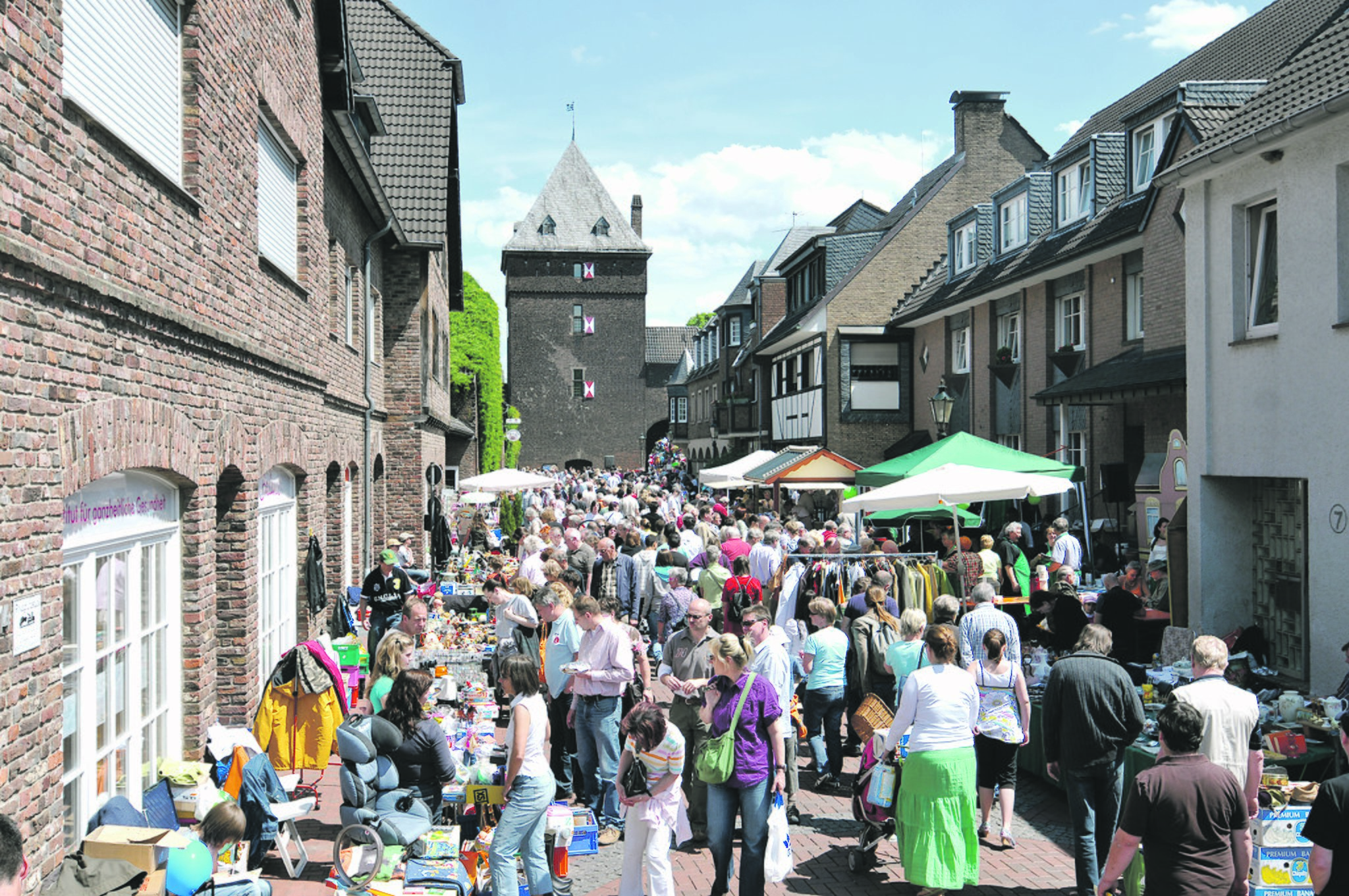 Monheim feiert vom 27. bis 29. Mai sein zweites Stadtfest - Monheim am ...