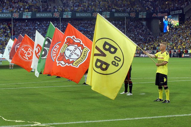 Olé, Olé! Der 1. Heimsieg BVB! - Dortmund-City
