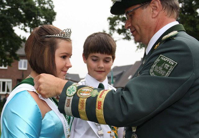 Thomas und Anja Ostendorf, das neue Königspaar in Haffen! - Rees