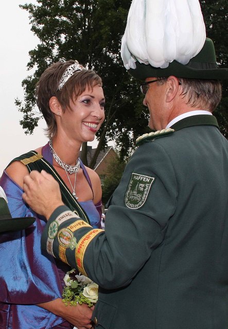 Thomas und Anja Ostendorf, das neue Königspaar in Haffen! - Rees