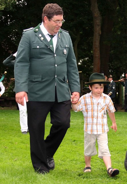 Thomas und Anja Ostendorf, das neue Königspaar in Haffen! - Rees