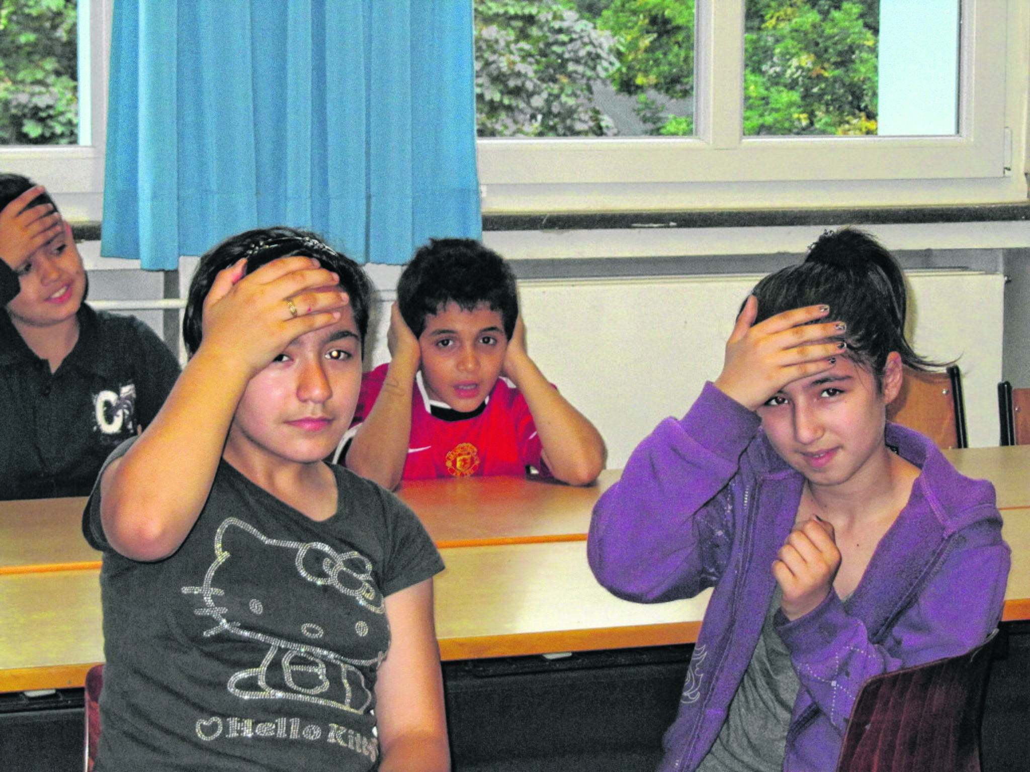 Sechs. Bitte setzen. - Essen-West