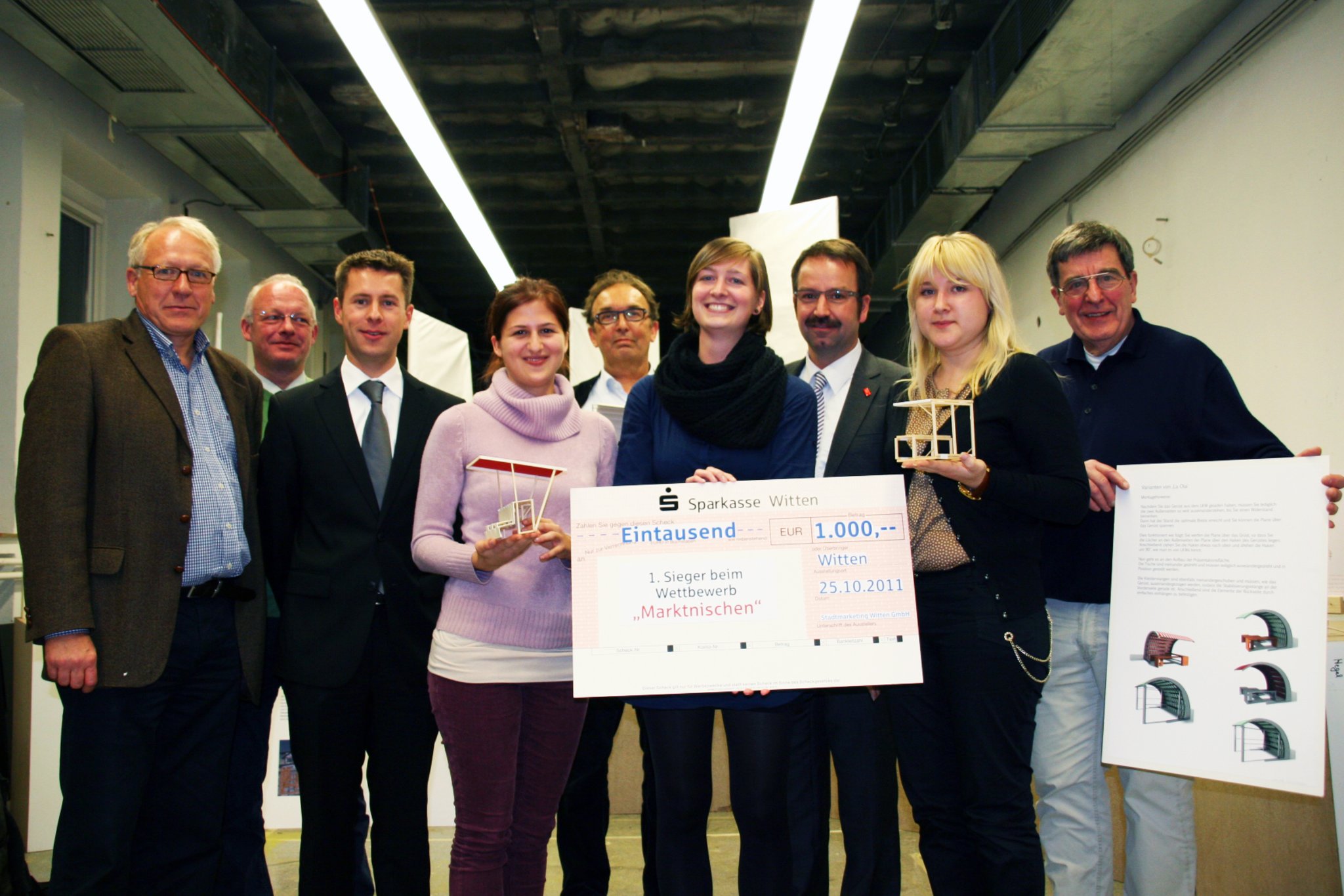 Design trifft Wochenmarkt: Gewonnen hat der Entwurf „La Ola“ von Laura ...