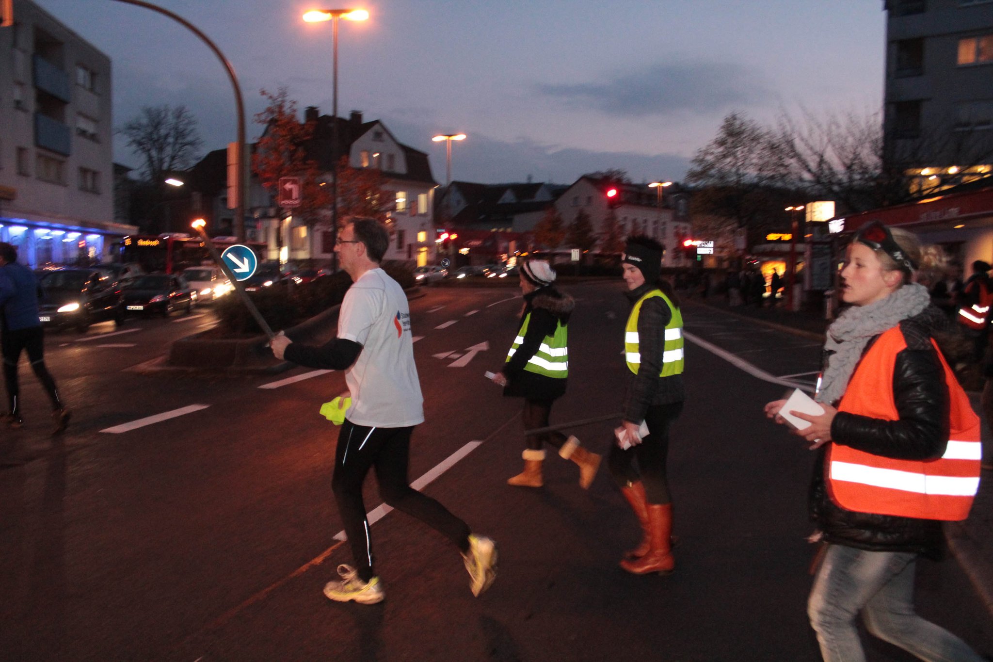 Fackellauf für die 1. Winter Games der BITS Iserlohn - Iserlohn