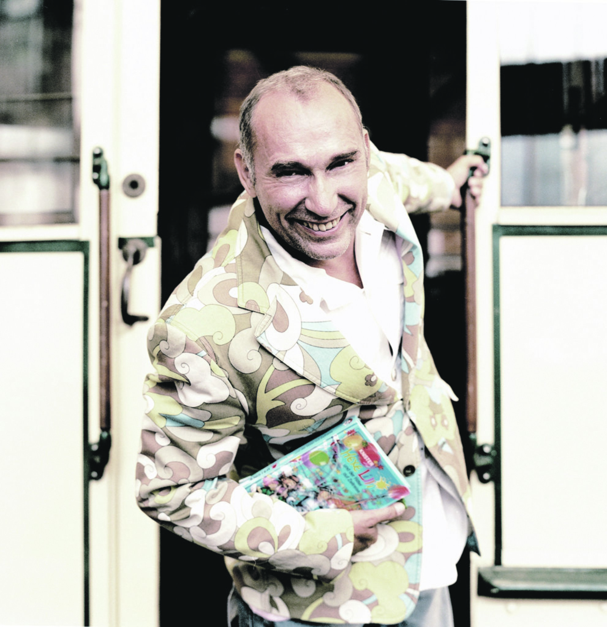 "Ich mag es, wenn es knistert" - Kinderbuchautor Knister erzählt aus ...