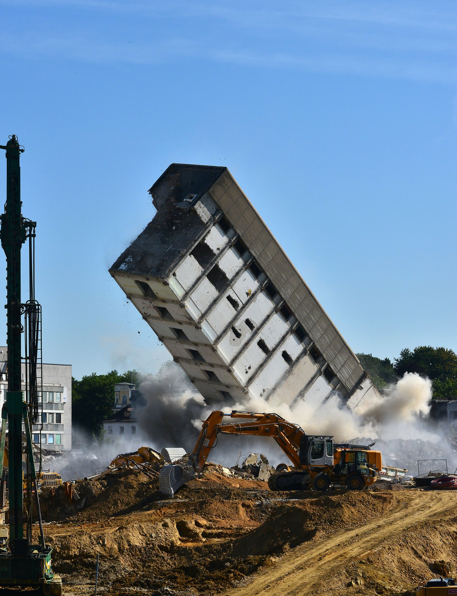 Löhrhof-Center: Turm erfolgreich gesprengt - Recklinghausen