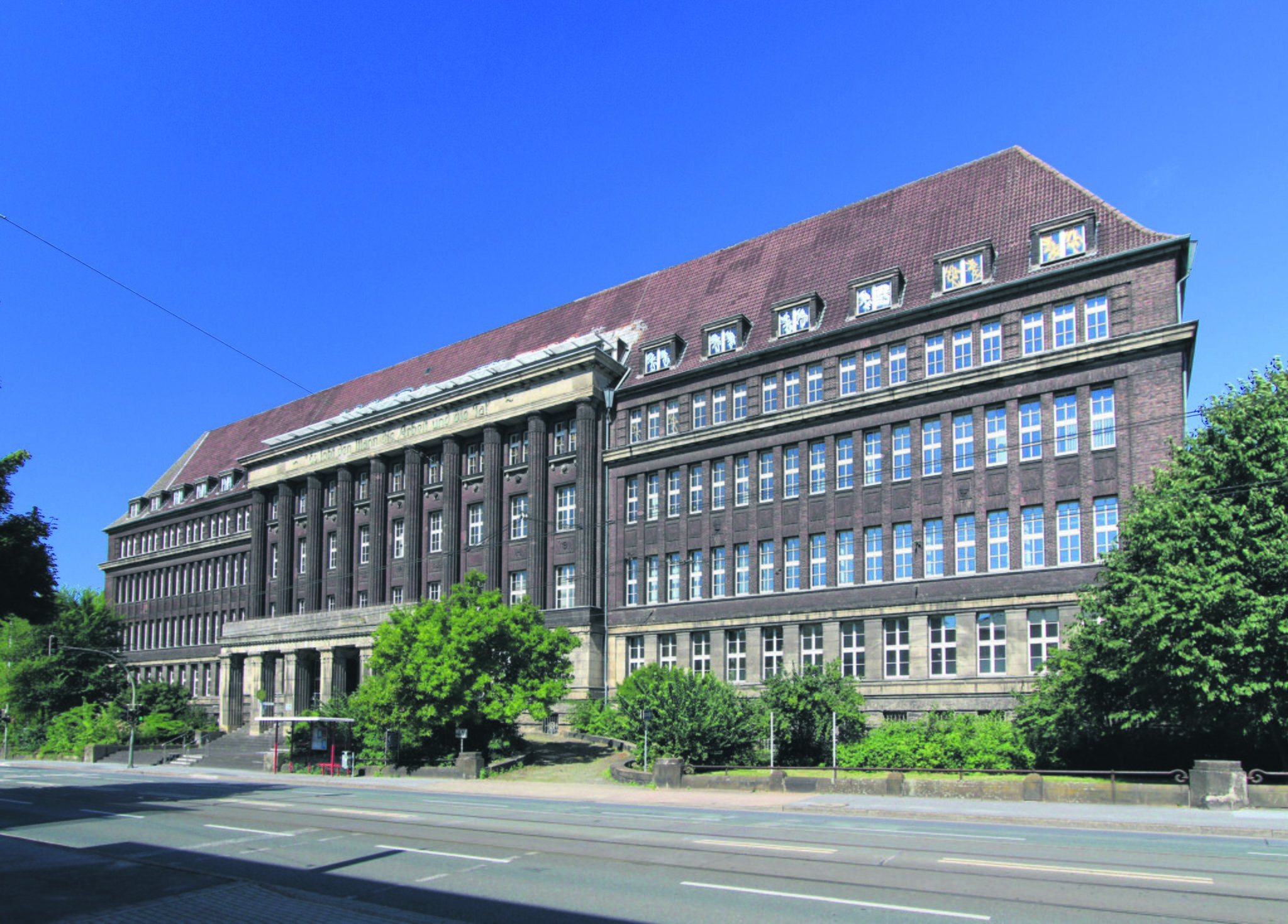 Altes Versorgungsamt auf dem Weg zu Wohnen und Gewerbe - Dortmund-West