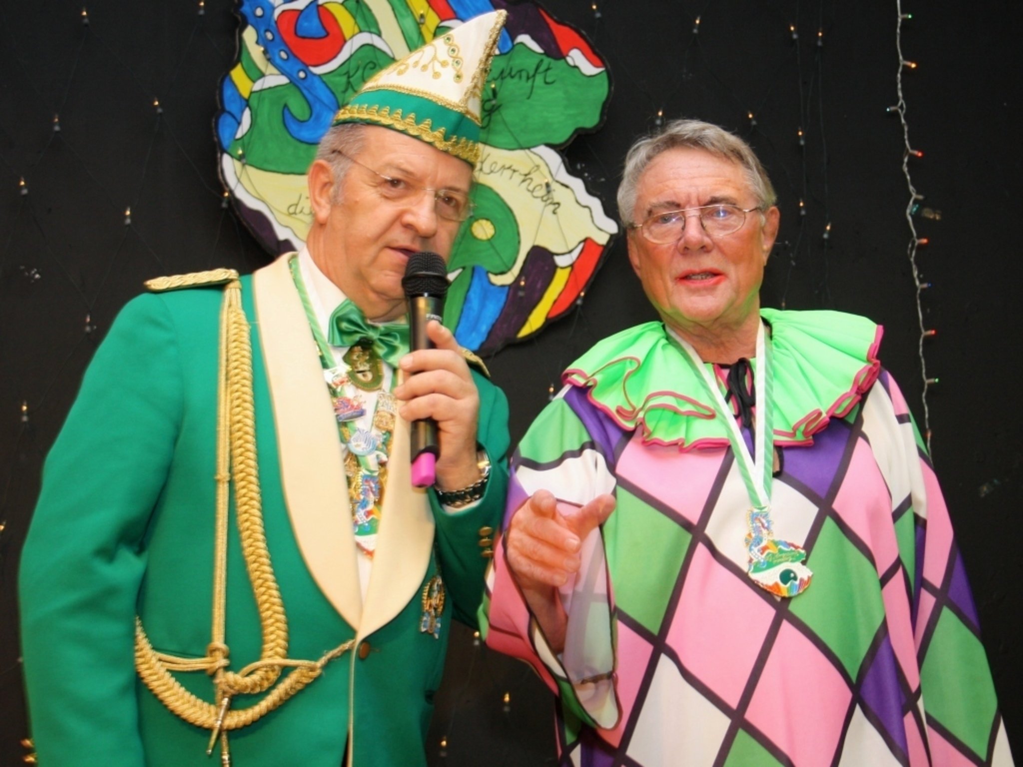 Narrenzunft Homberg startete mit einer fünfstündigen Sitzung beim ...