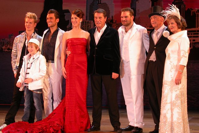 Udo-Jürgens-Musical feierte im Metronom-Theater Premieren-Erfolg: Die ...