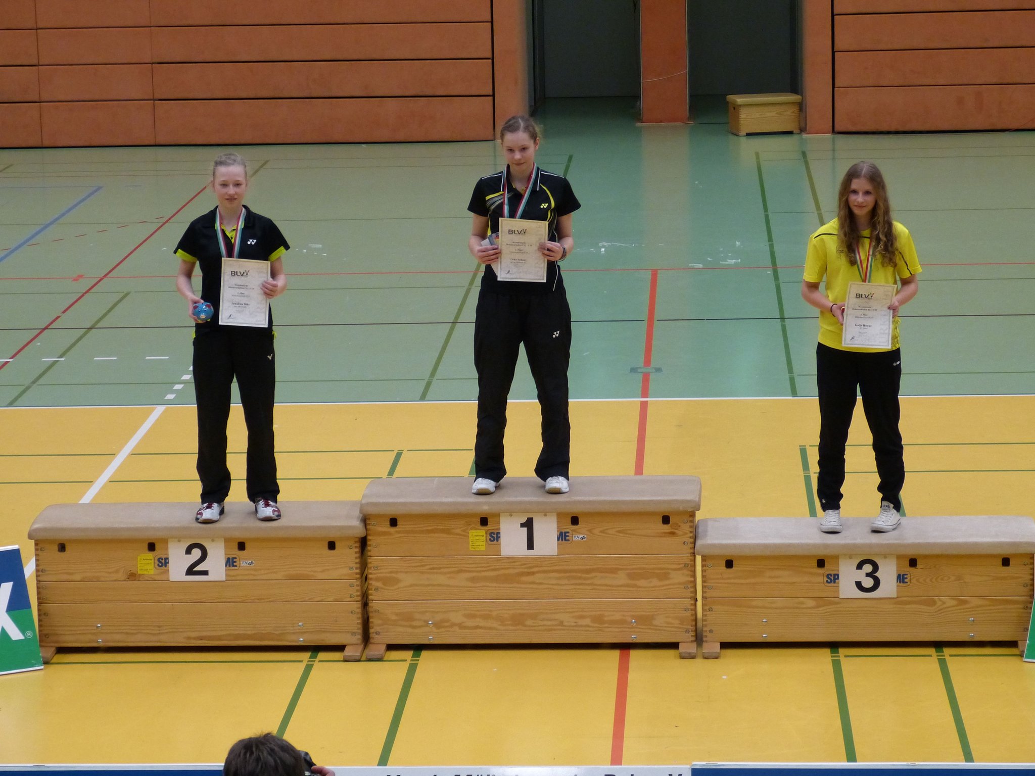 Badminton: Lena Seibert holt 3 Titel bei den Westdeutschen ...