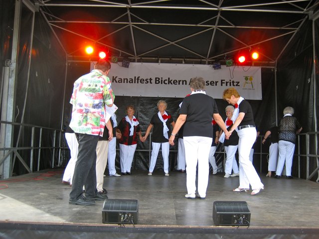Folklore-Tanz in der Flora Marzina - Wanne-Eickel