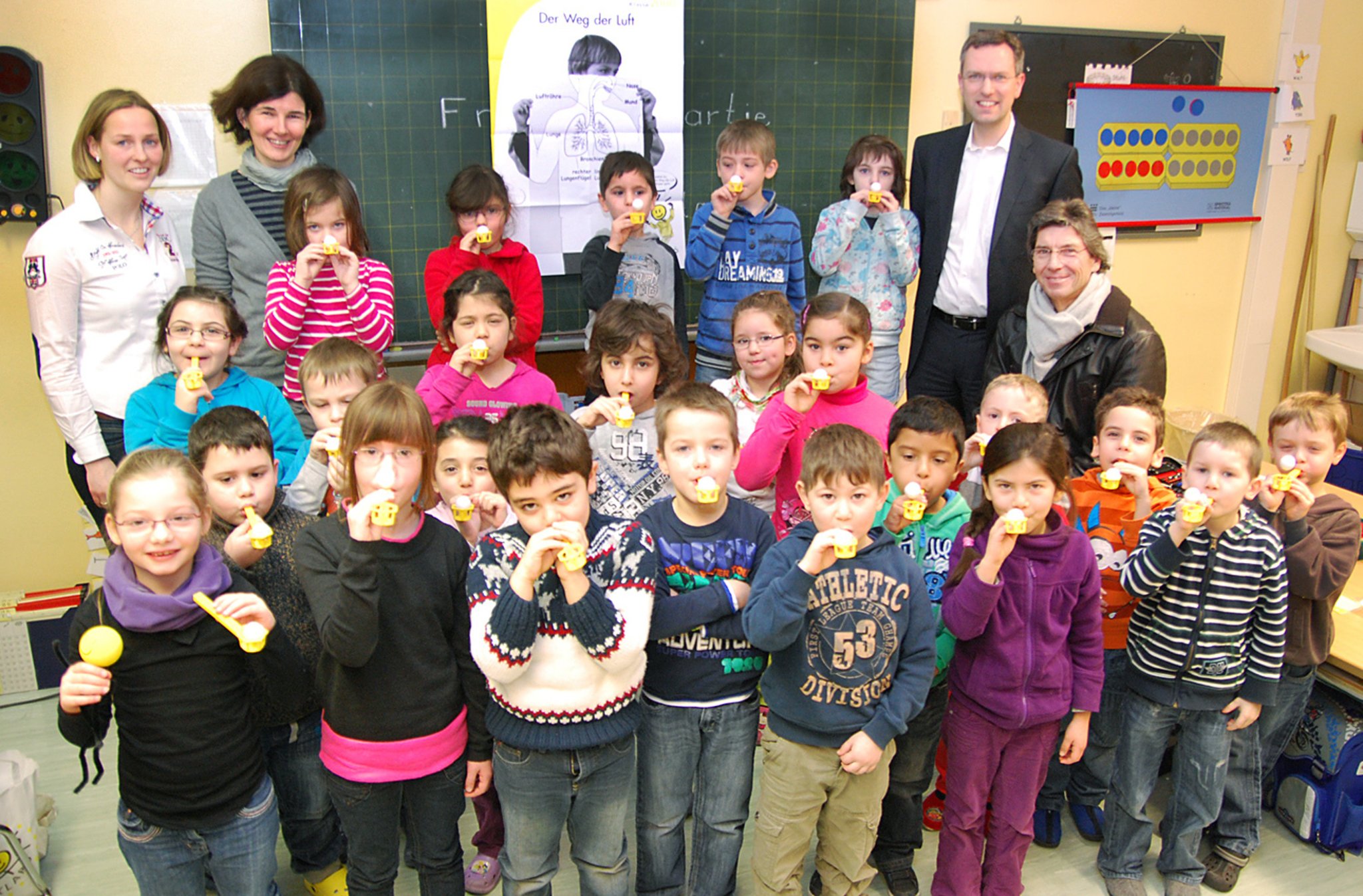 Rotary Club Gevelsberg-Engelbert fördert Grundschulprojekt "Klasse 2000 ...