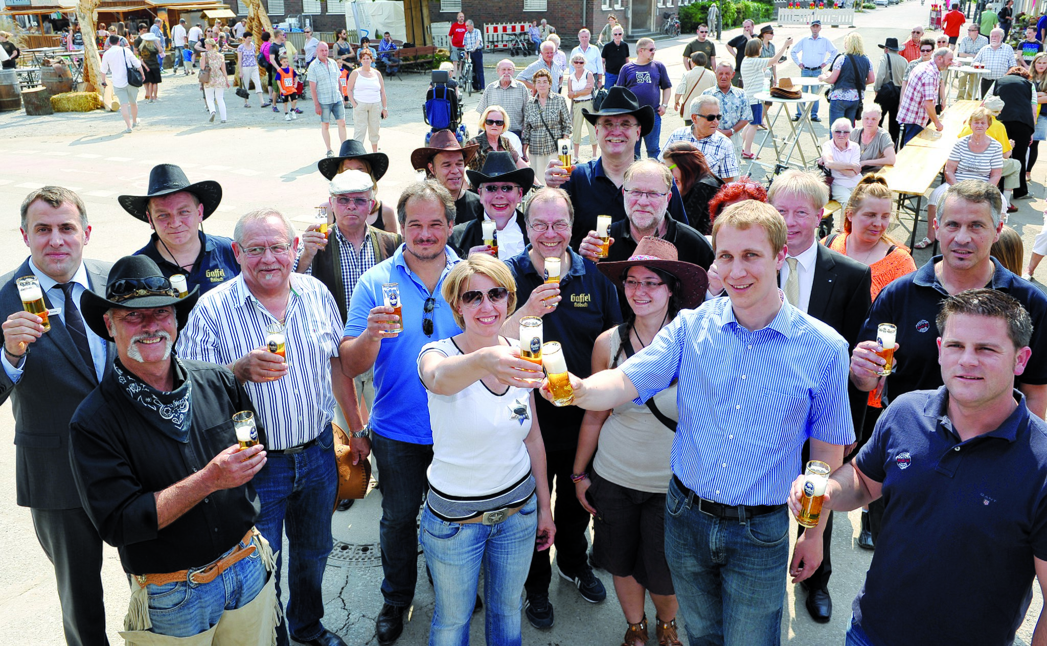 Die Bilder vom buntesten Stadtfest-Wochenende aller Zeiten - Monheim am ...