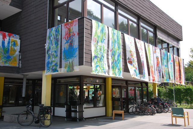 Schule Haus Freudenberg feierte Schulfest frei nach Christo - Kleve