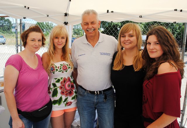 Pool-Party für Bello & Co. sorgt für Erfrischung - Dorsten