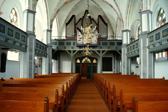 Die Evangelische St.-Petri-Kirche in Burhave - Oberhausen