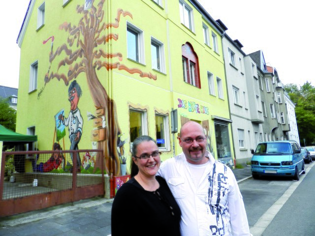 „Das Bunte Haus“ ist ein lebendiges Künstlerhaus in Recklinghausen ...