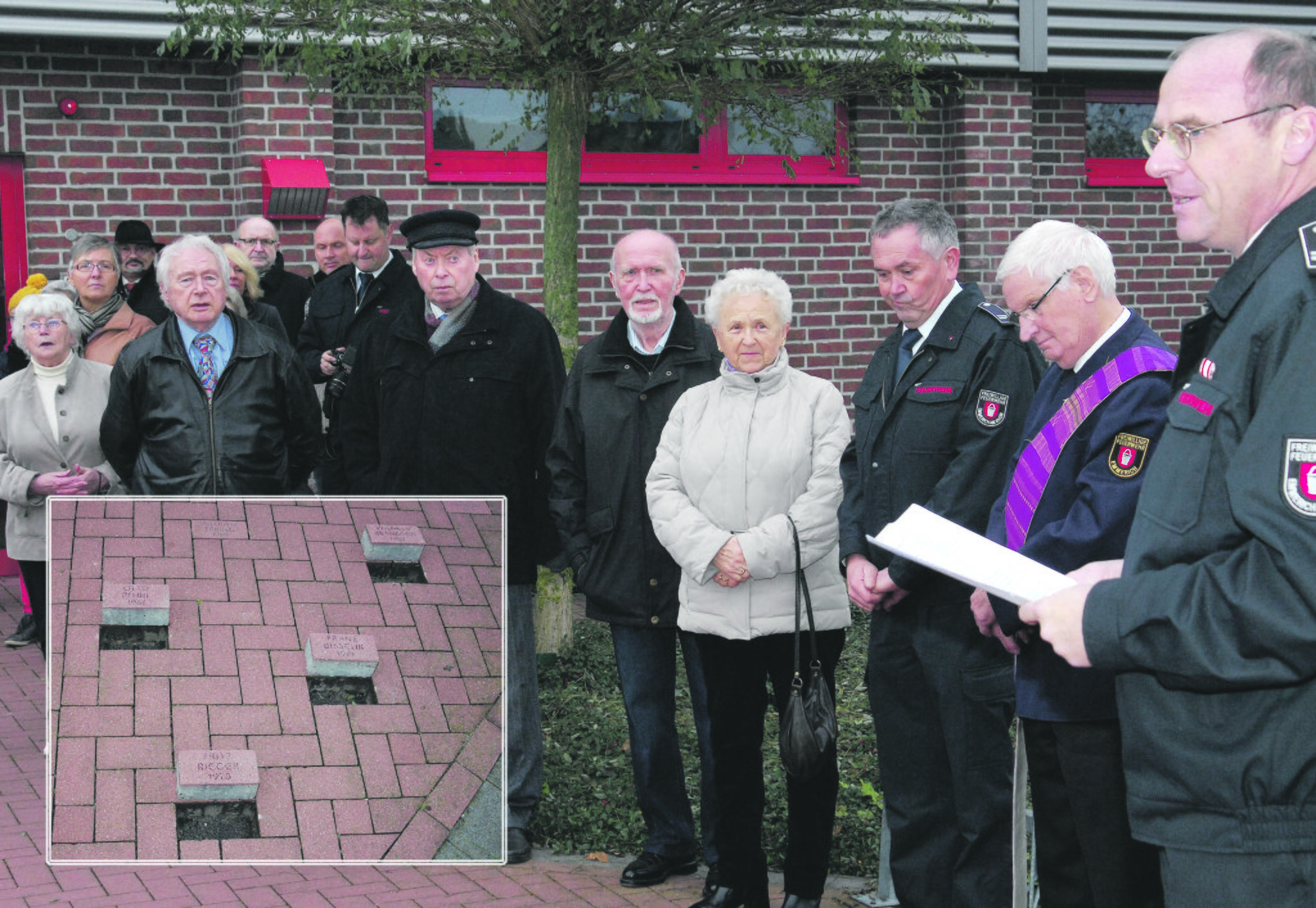 Die Erinnerung an die Kameraden wach halten - Emmerich am Rhein