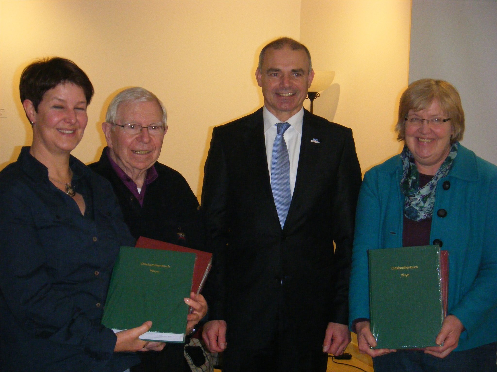 großer Andrang bei Ortsfamilienbücher Neukirchen und Vluyn - Neukirchen ...