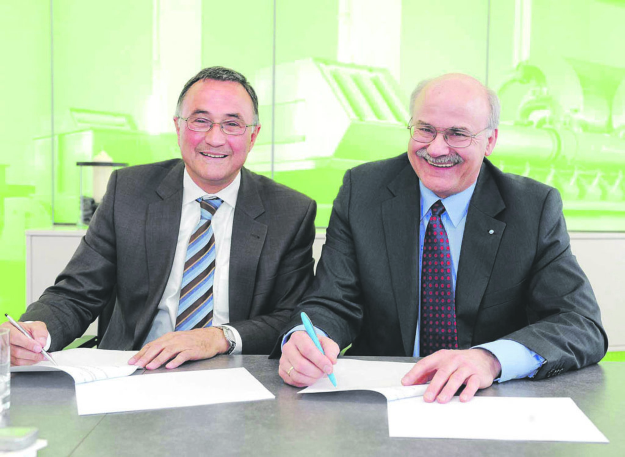 Ausbildung mit Studium kombinieren - Mülheim an der Ruhr