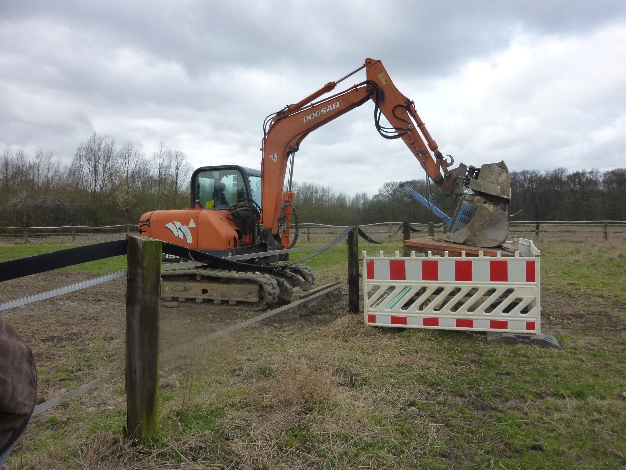 Die Bagger sind im Einsatz........ - Castrop-Rauxel