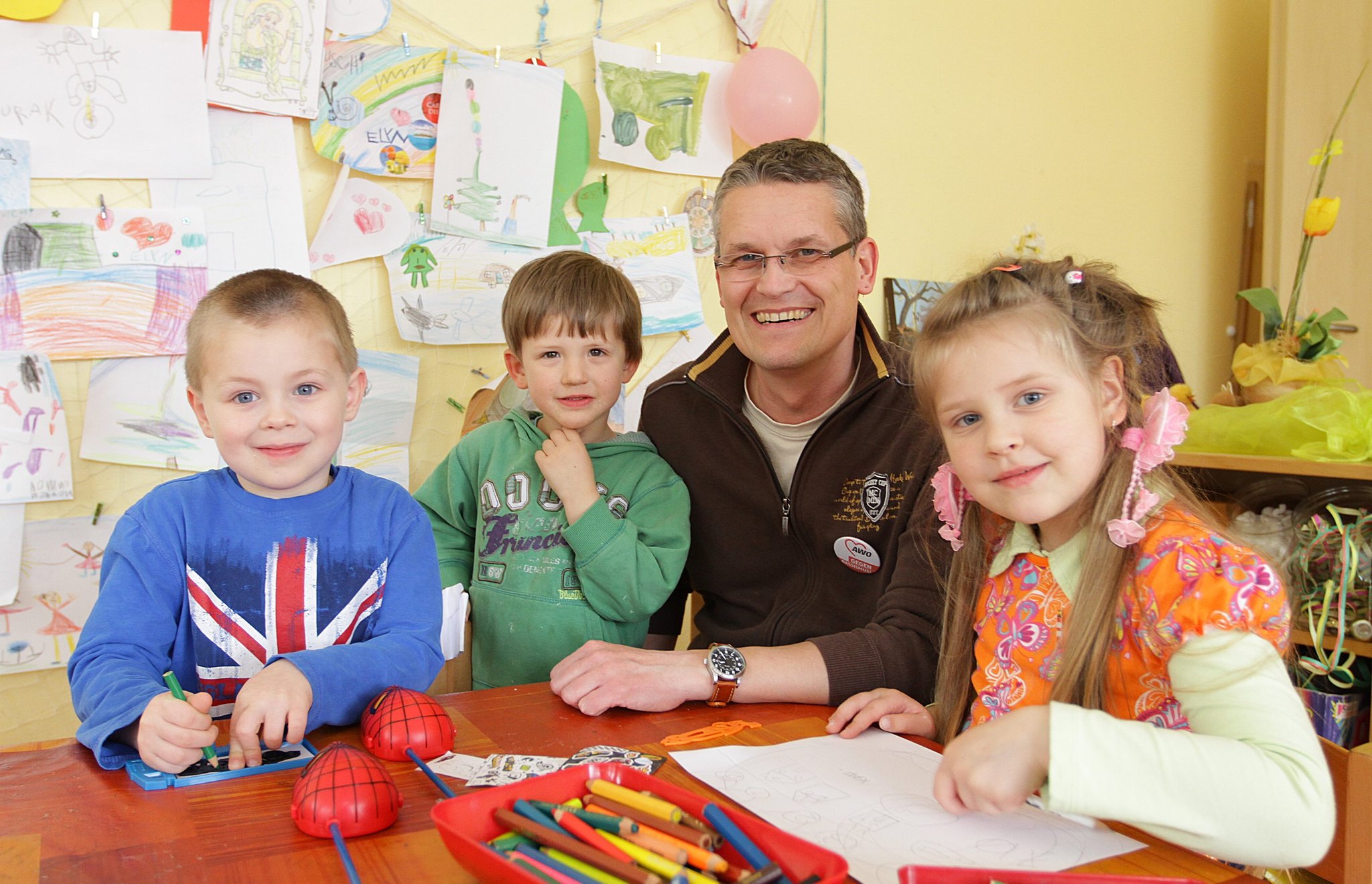 Männer als Erzieher noch eine Seltenheit - Beim Boys-Day hospitieren ...