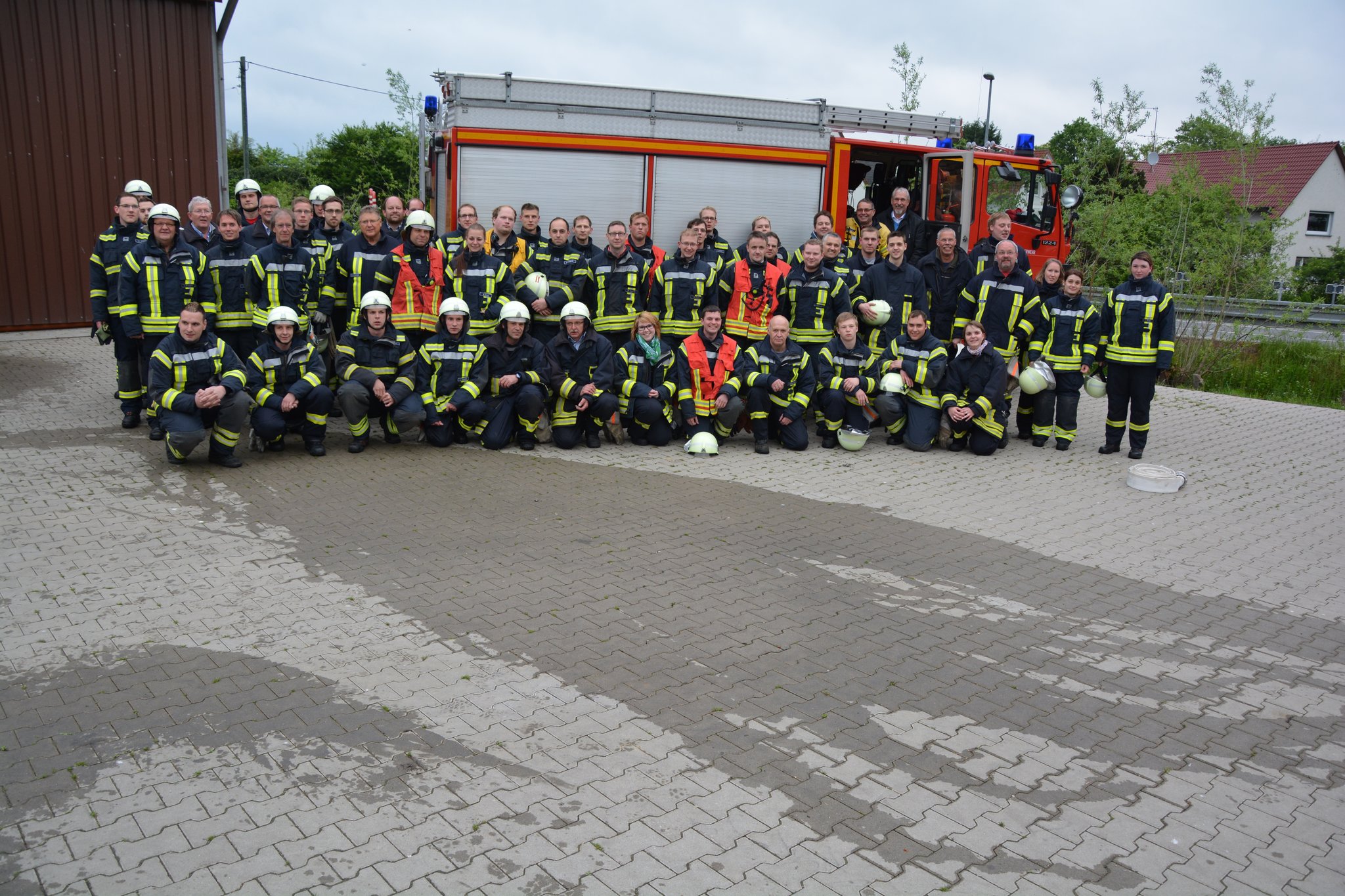 Feuerwehrübung: Großeinsatz auf dem Bauernhof - Wickede (Ruhr)