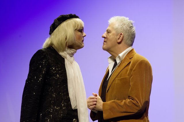 Theater im Rathaus Essen: Interview mit Ilja Richter zu "Du kannst nicht immer 60 sein" - Essen-Nord