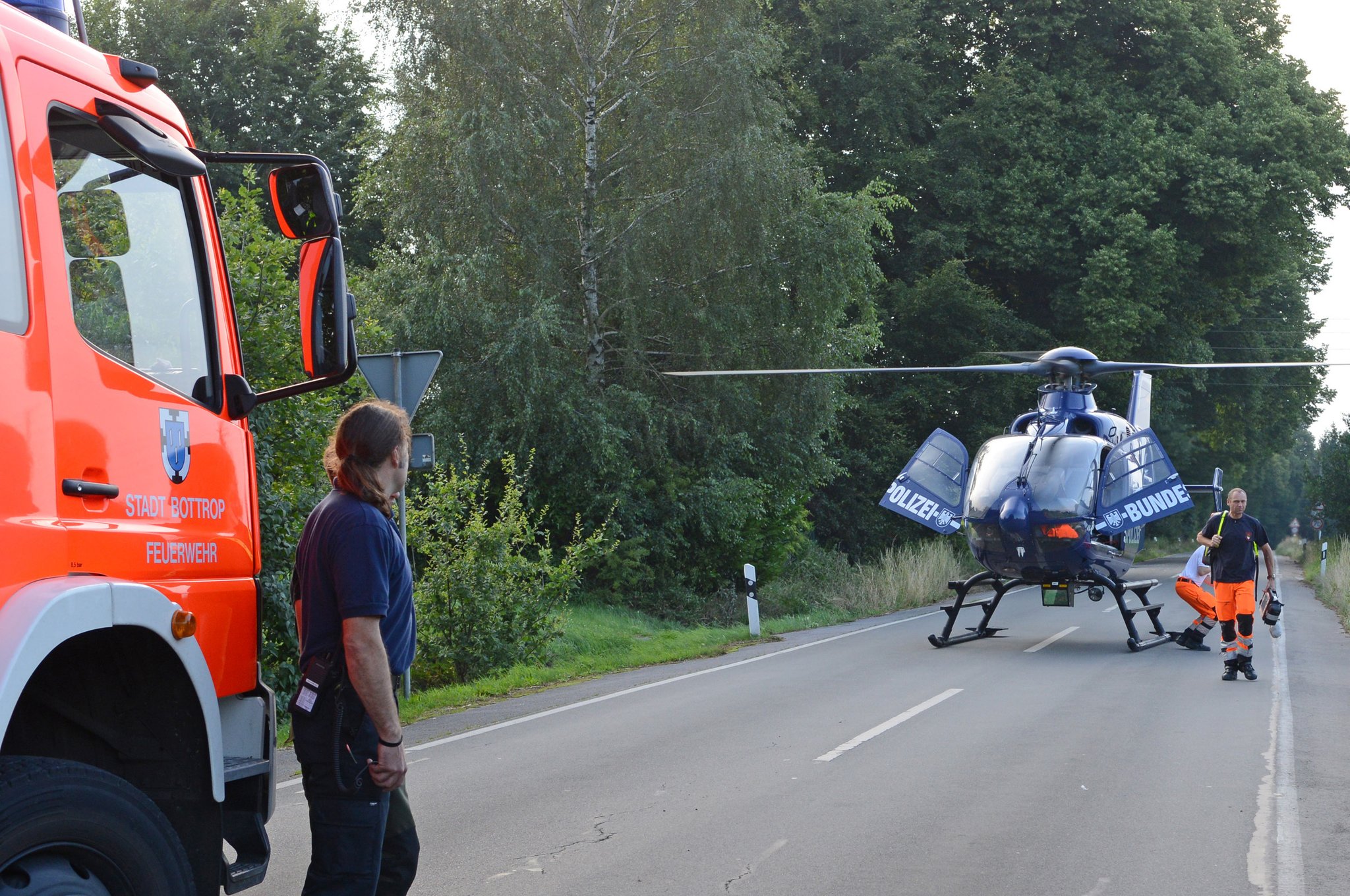 Motorradfahrer bei Unfall schwer verletzt / Hubschrauber im Einsatz - Dorsten