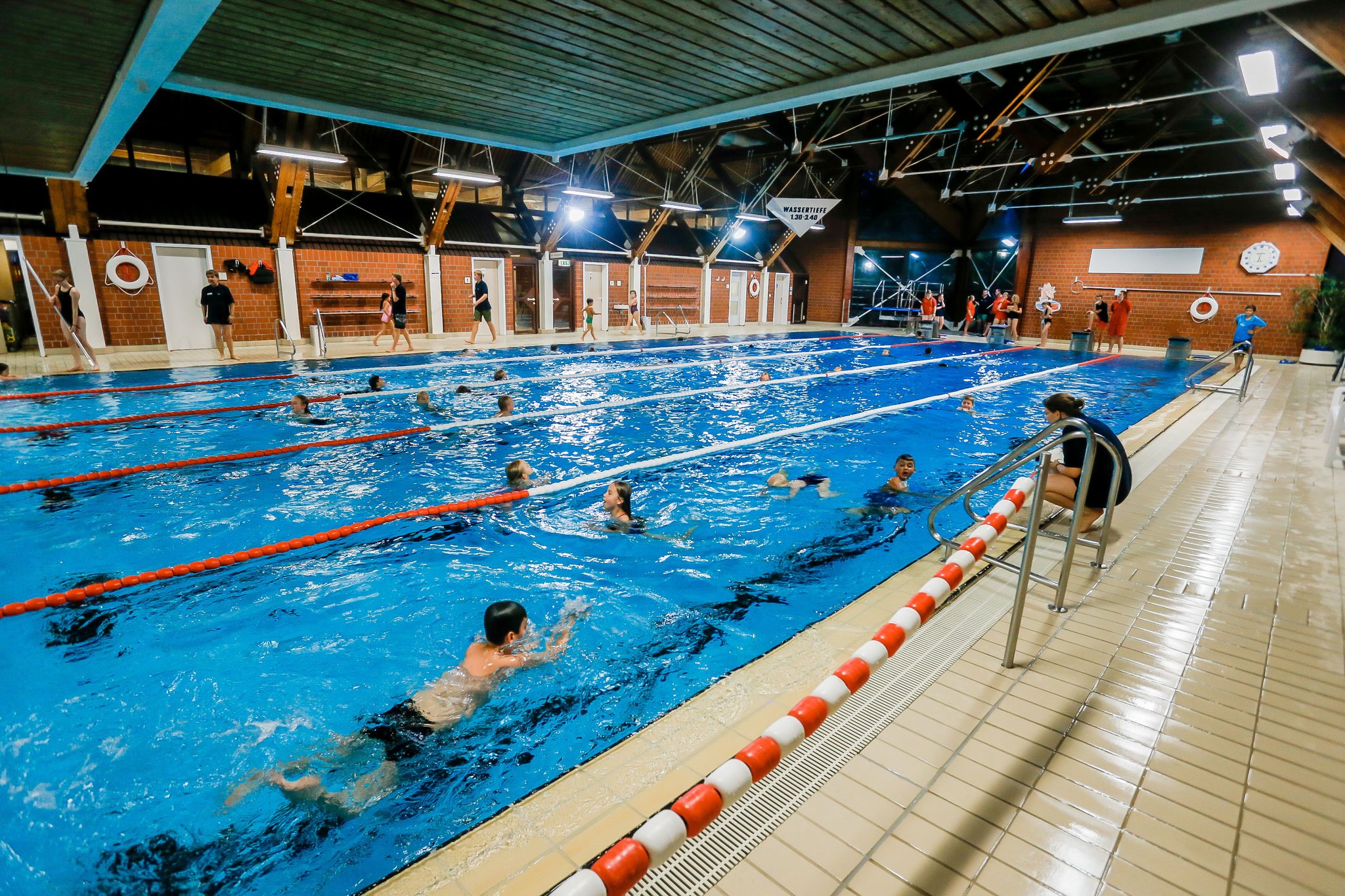 Westbad auf der Streichliste - Stüdemann: "Alternative in Wischlingen ...