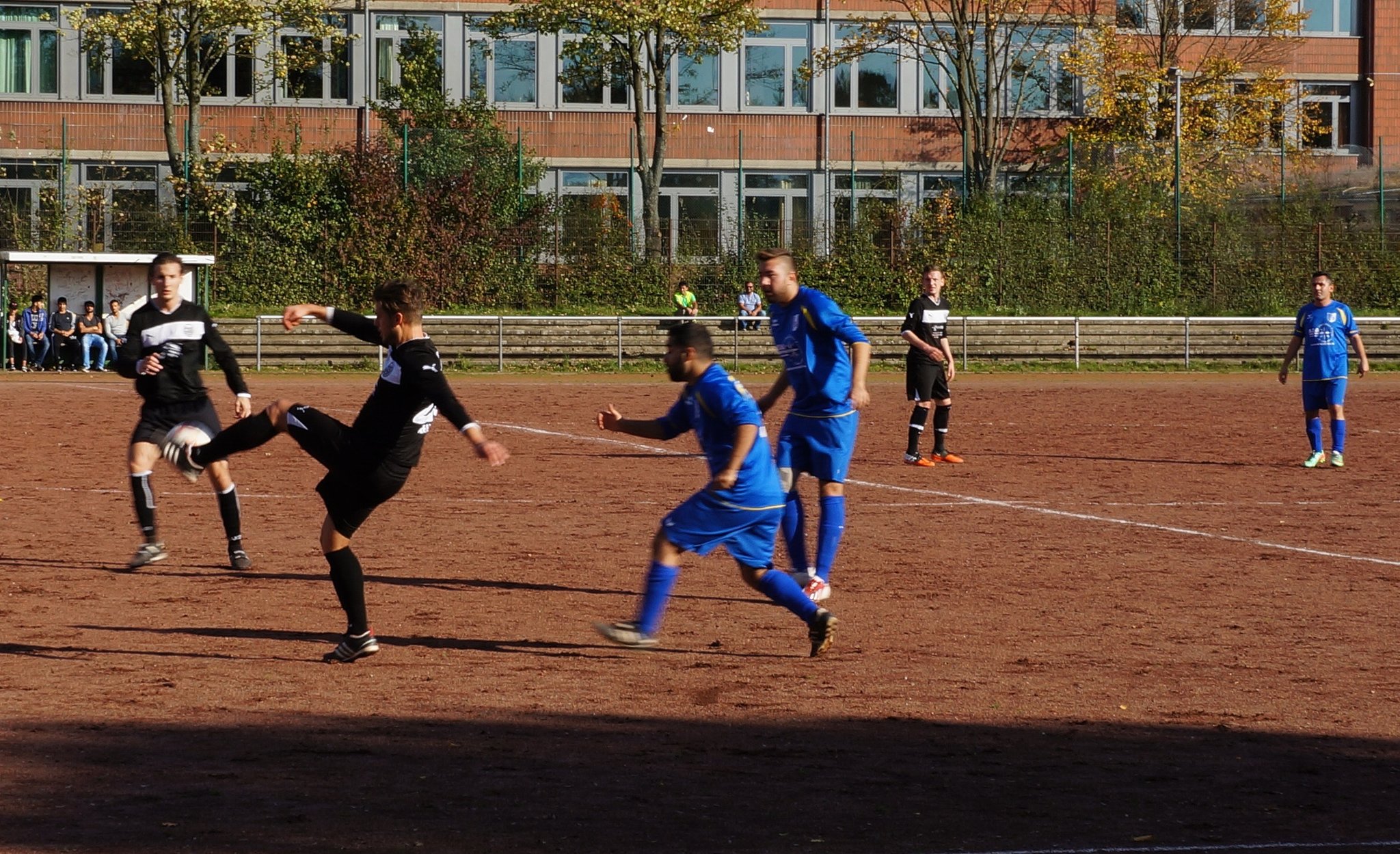 „Spiderman“ Filipowski sichert das 1:1 beim FC Hasretspor - Wattenscheid
