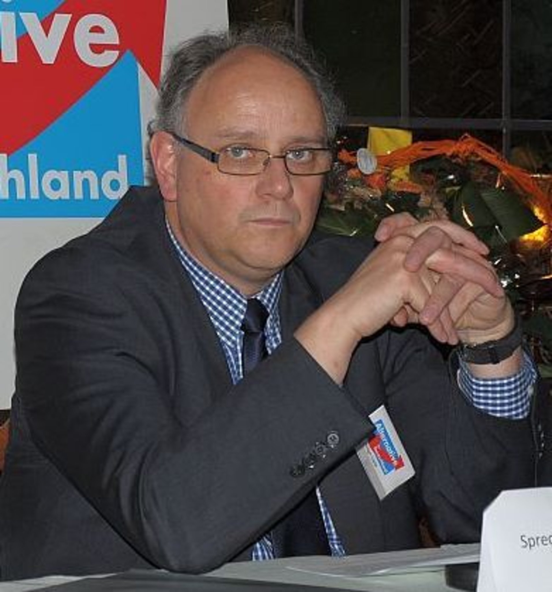 Holger Lücht aus AfD-Ratsfraktion Duisburg ausgeschlossen - Duisburg