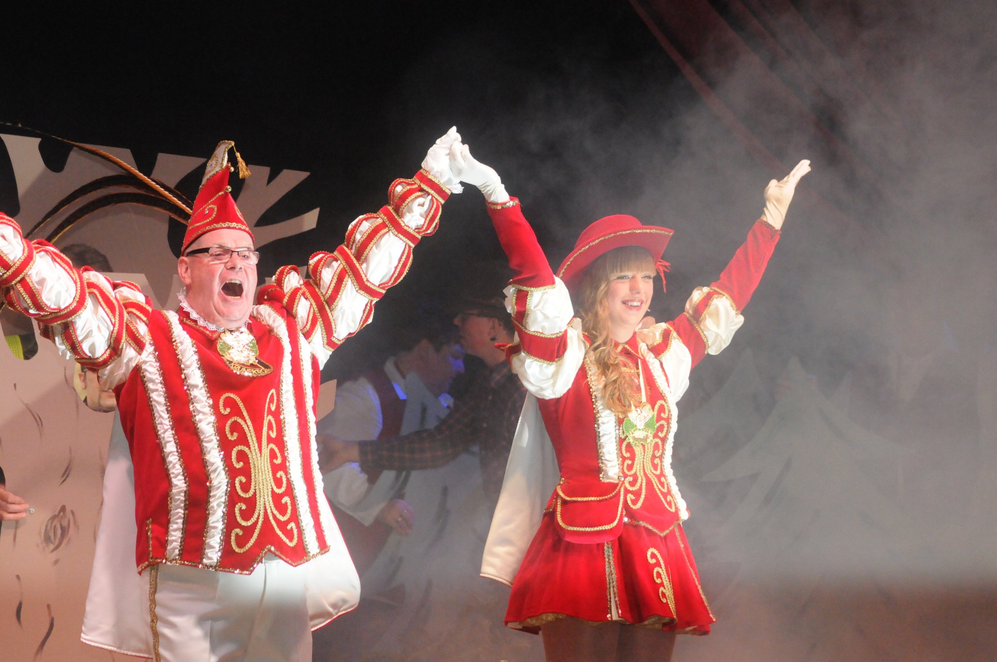 Prinz Thommy "der Umwerfende" und Funkenmariechen Samira regieren ...