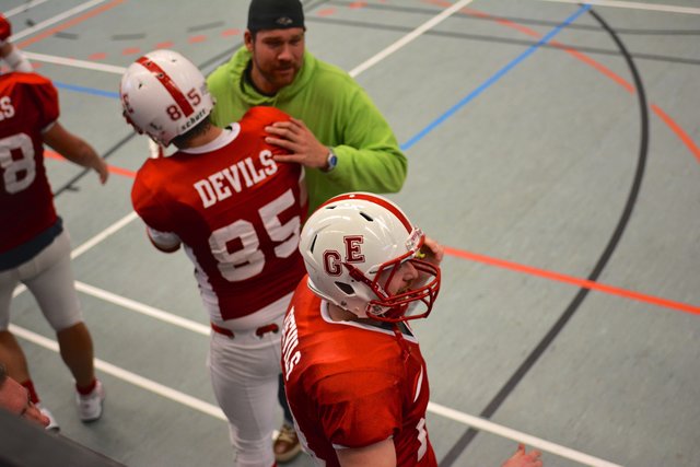 Devils gewinnen Indoor Bowl in Langenfeld–Tobias Goldmann wird MVP ...