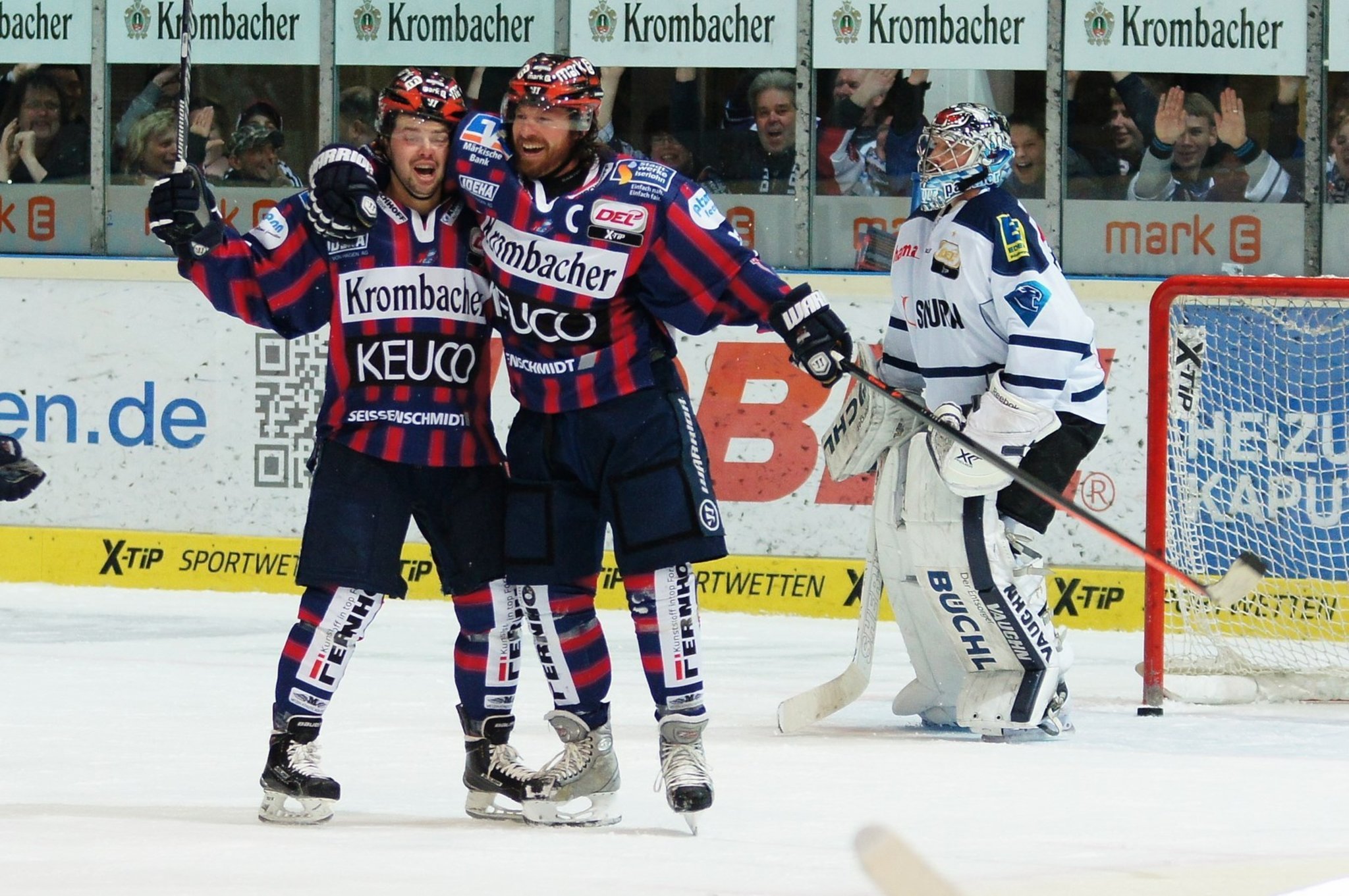 Die Serie ist ausgeglichen: Genialer Mike York schießt Roosters mit ...