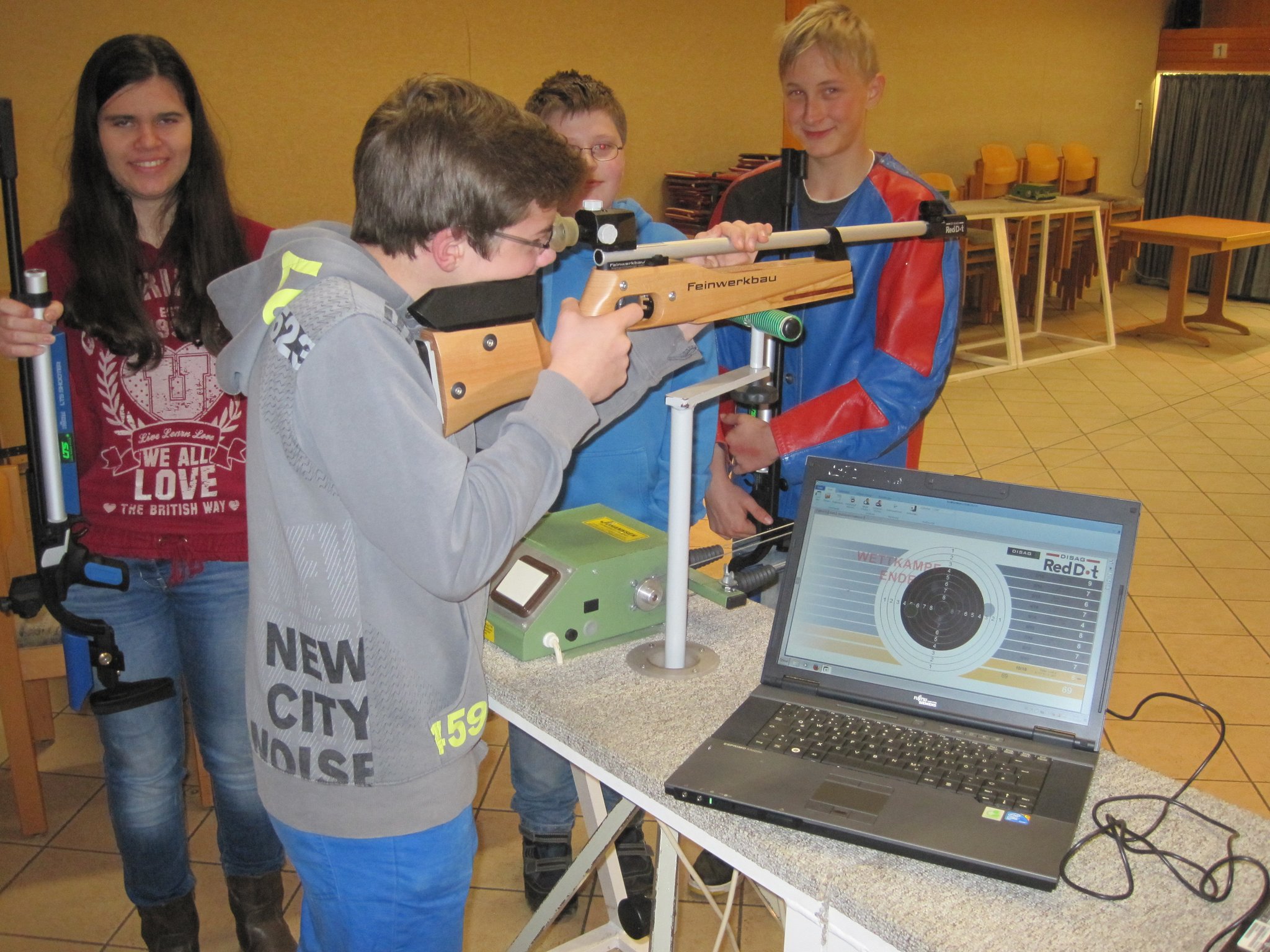 „Jugendfrei“ mit dem Laser: Heerener Sportschützen gehen neue Wege - Kamen