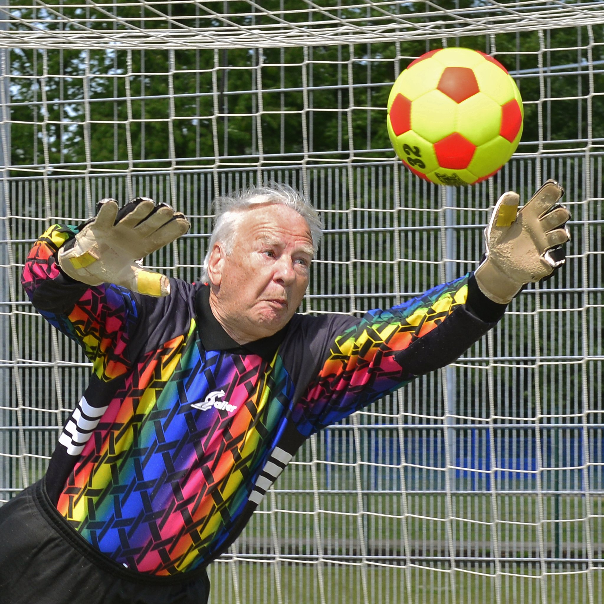 Ältester aktiver Torwart Deutschlands (80) in Gladbeck ? - Gladbeck