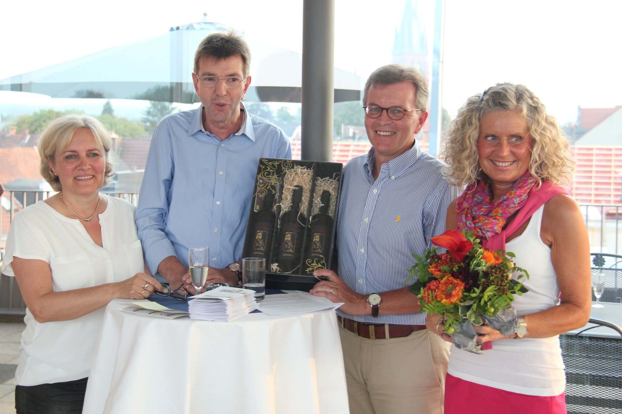 Dr. Jürgen Schlichting neuer Präsident des Lions-Club Haltern am See ...