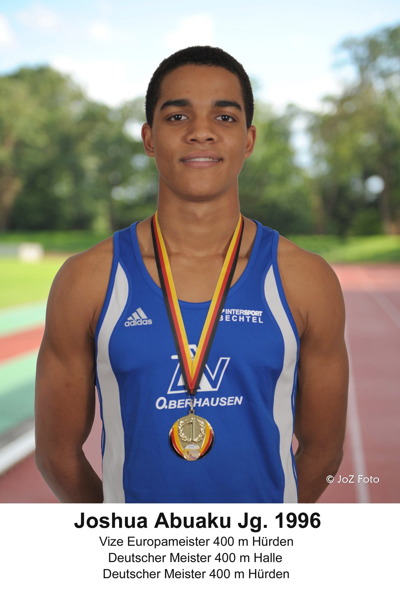 Autogrammstunde mit Joshua Abuaku - Oberhausen