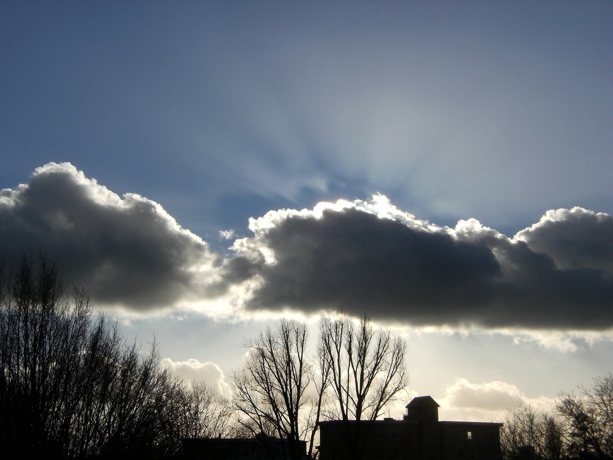 Licht- und Schattenspiele am Himmel - Bochum