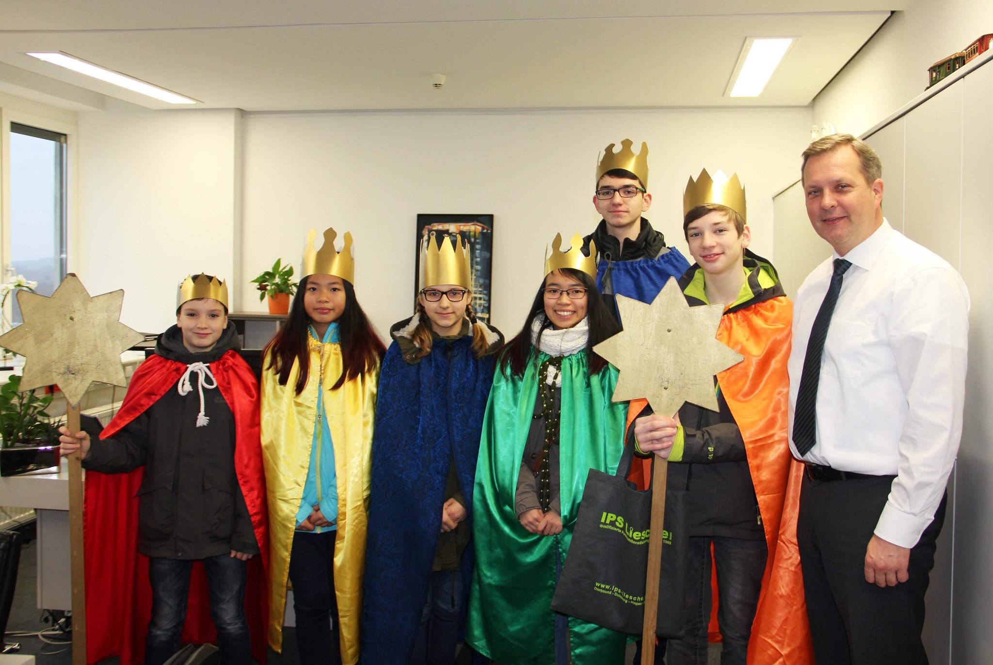 Bürgermeister Kleine-Frauns empfängt Sternsinger im Rathaus - Lünen