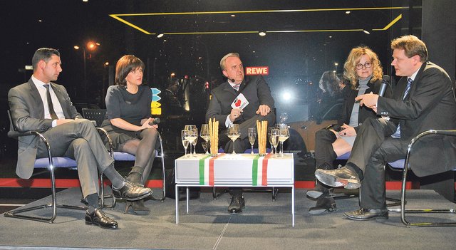 Birgit Schrowange, Dr. Stephanie Kleta-Bohmann, Haldun Tuncay und Sven ...