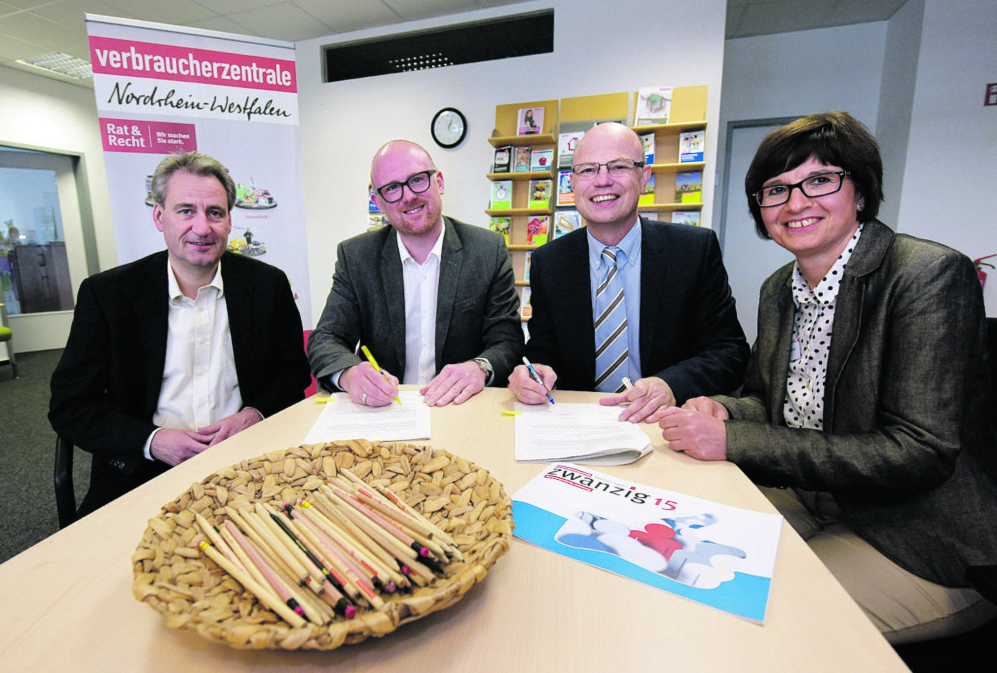 Auf drei weitere Jahre! Stadt Duisburg erneuert Vertrag mit ...