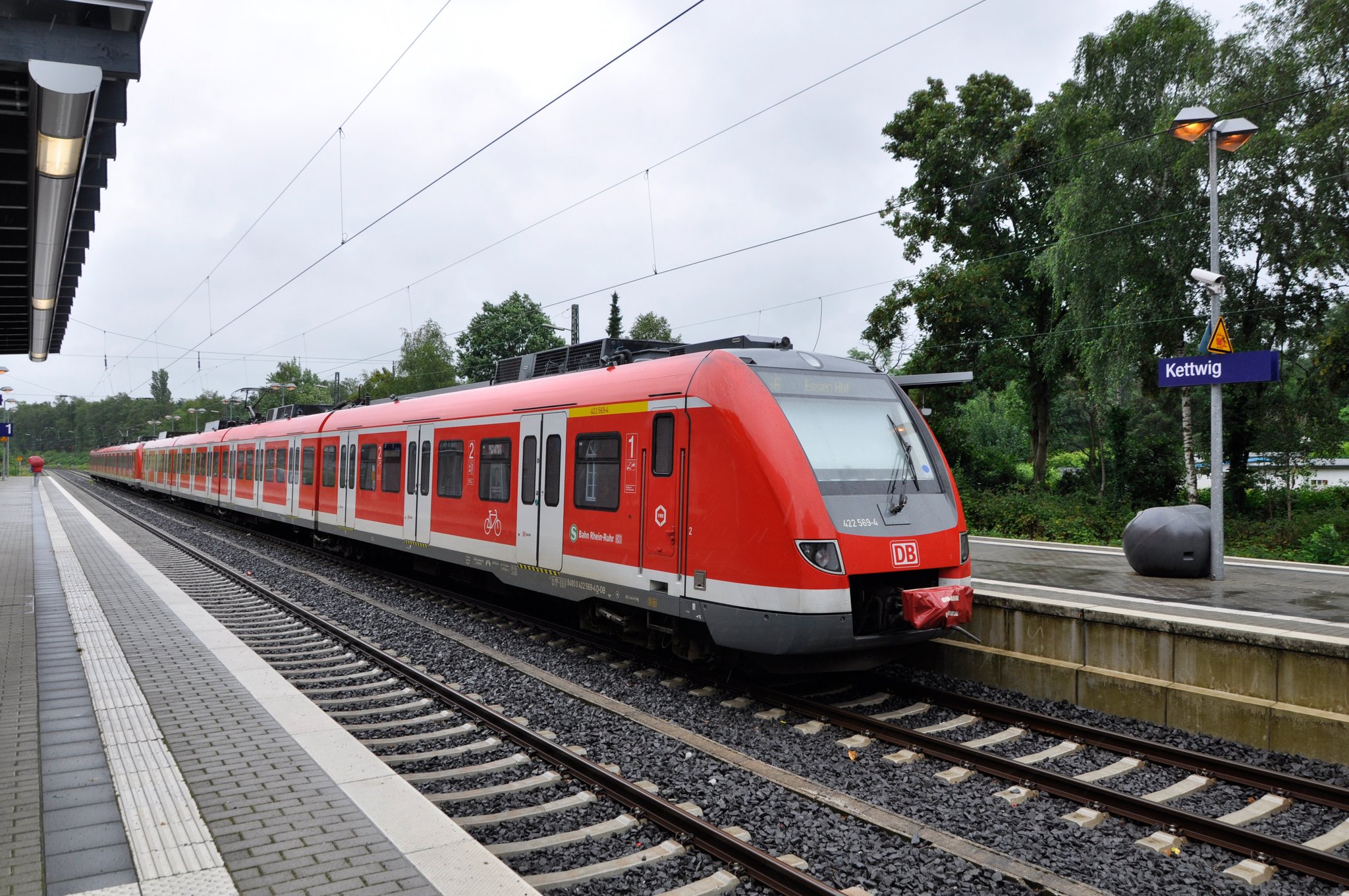 Die S6 fährt mit neuen Triebwagen pünktlicher - Essen-Kettwig