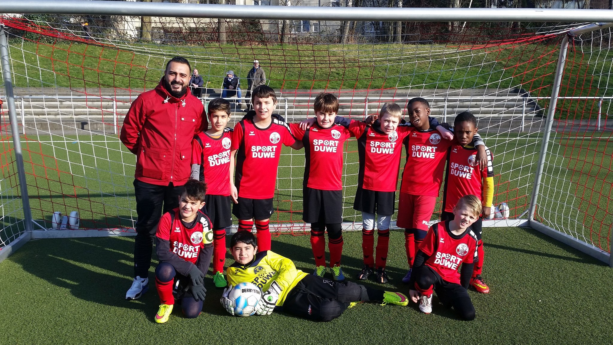 E2 Mannschaft von TuS Essen West 1881 wurde Meister der Gruppe F ...