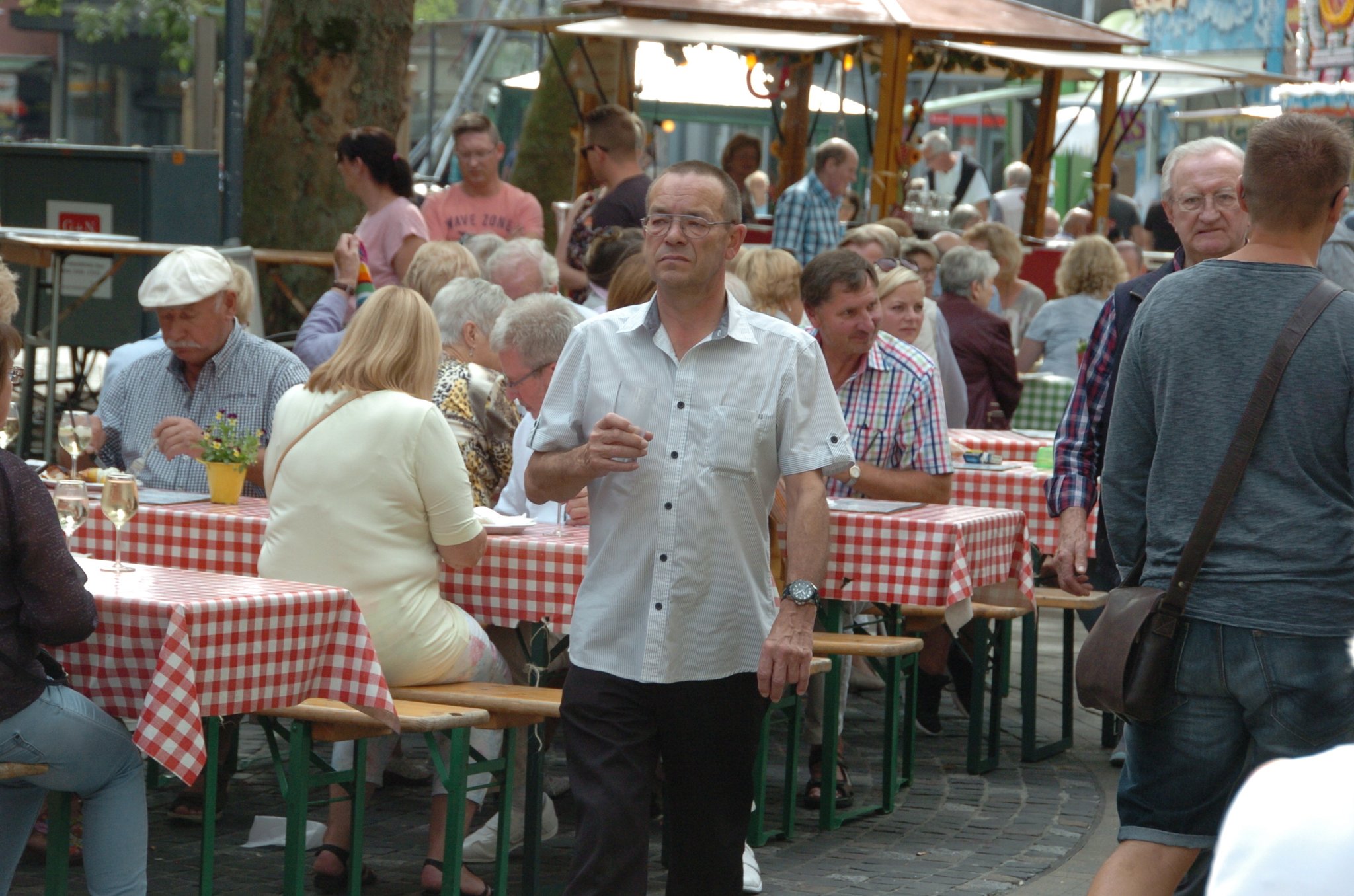 Bilder: Weinfest lockt in die Hertener Innenstadt - Herten