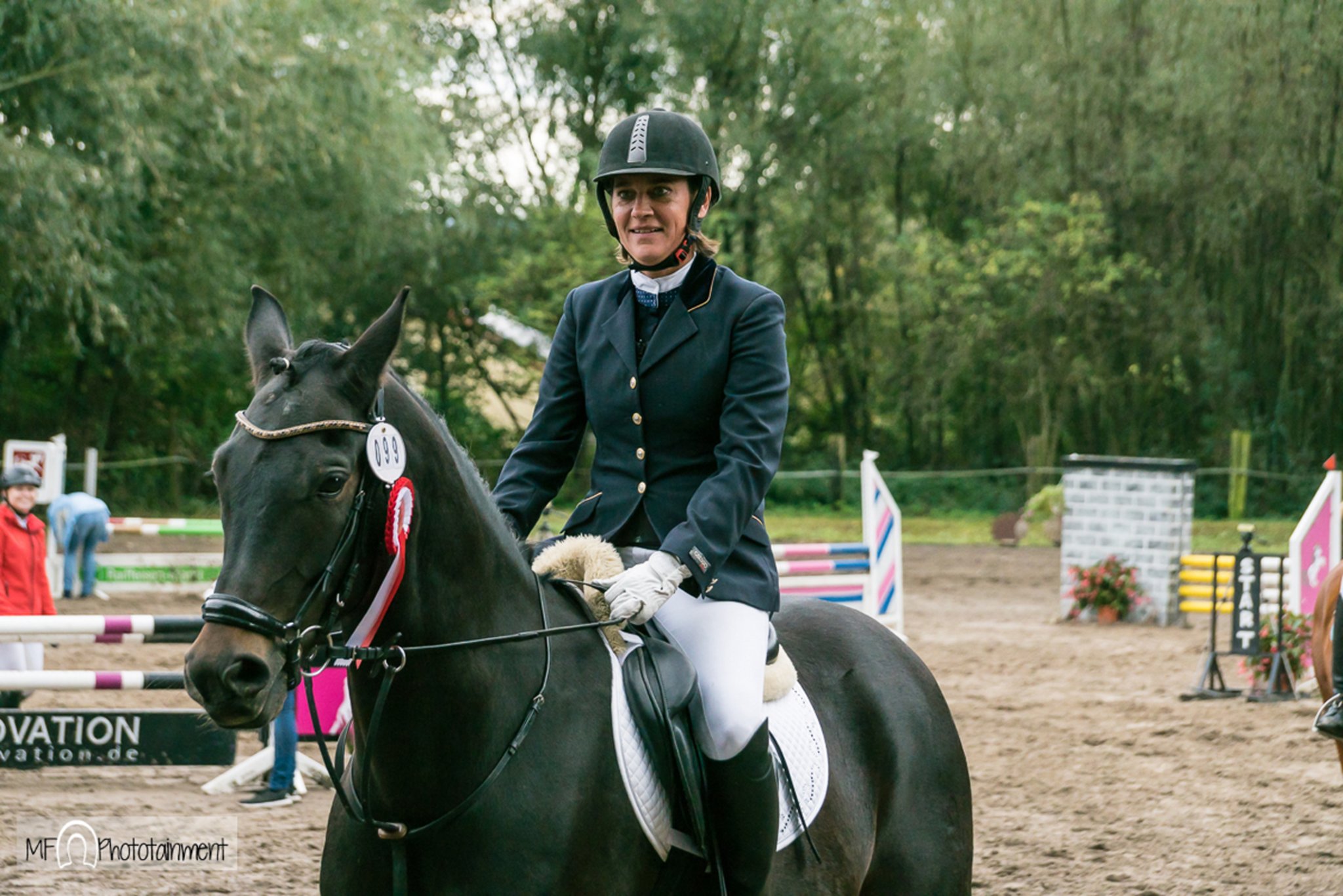 Sattelneulinge und Stadtmeisterschaftsambitionierte beim Reitturnier in ...