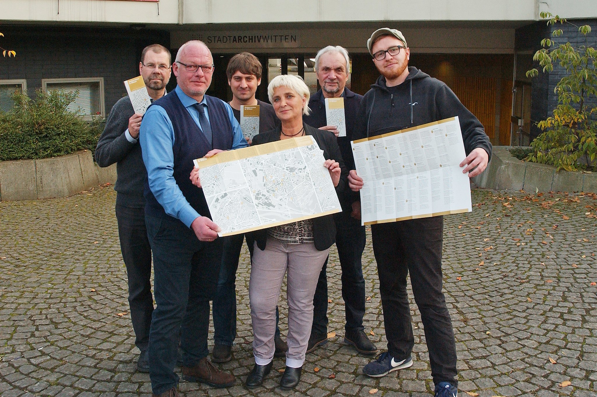 Stadtplan informiert über Stolpersteine - Witten