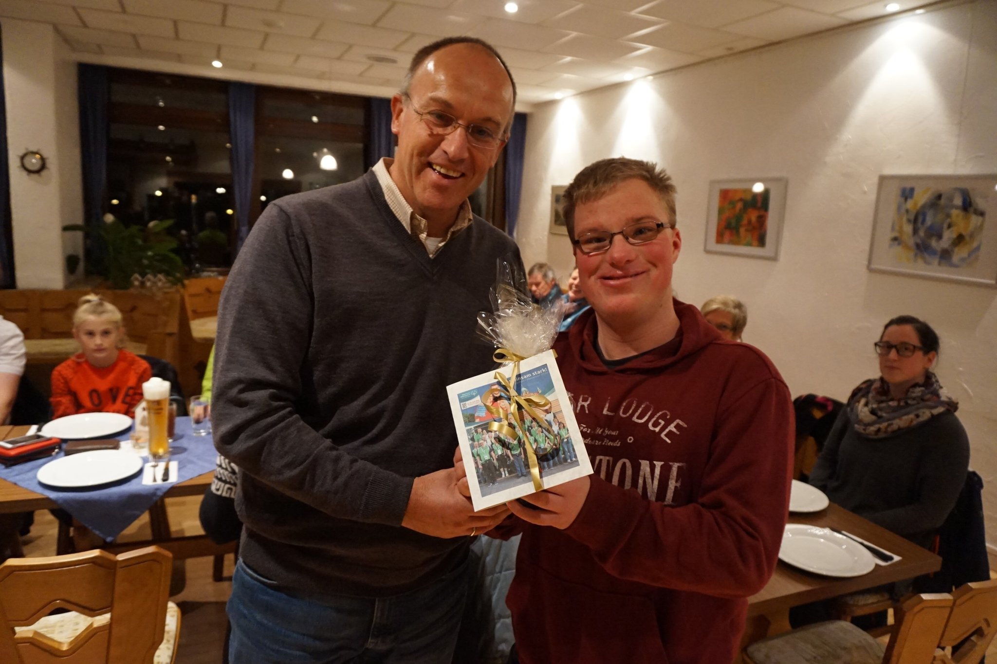 Athleten essen Pizza - Velbert