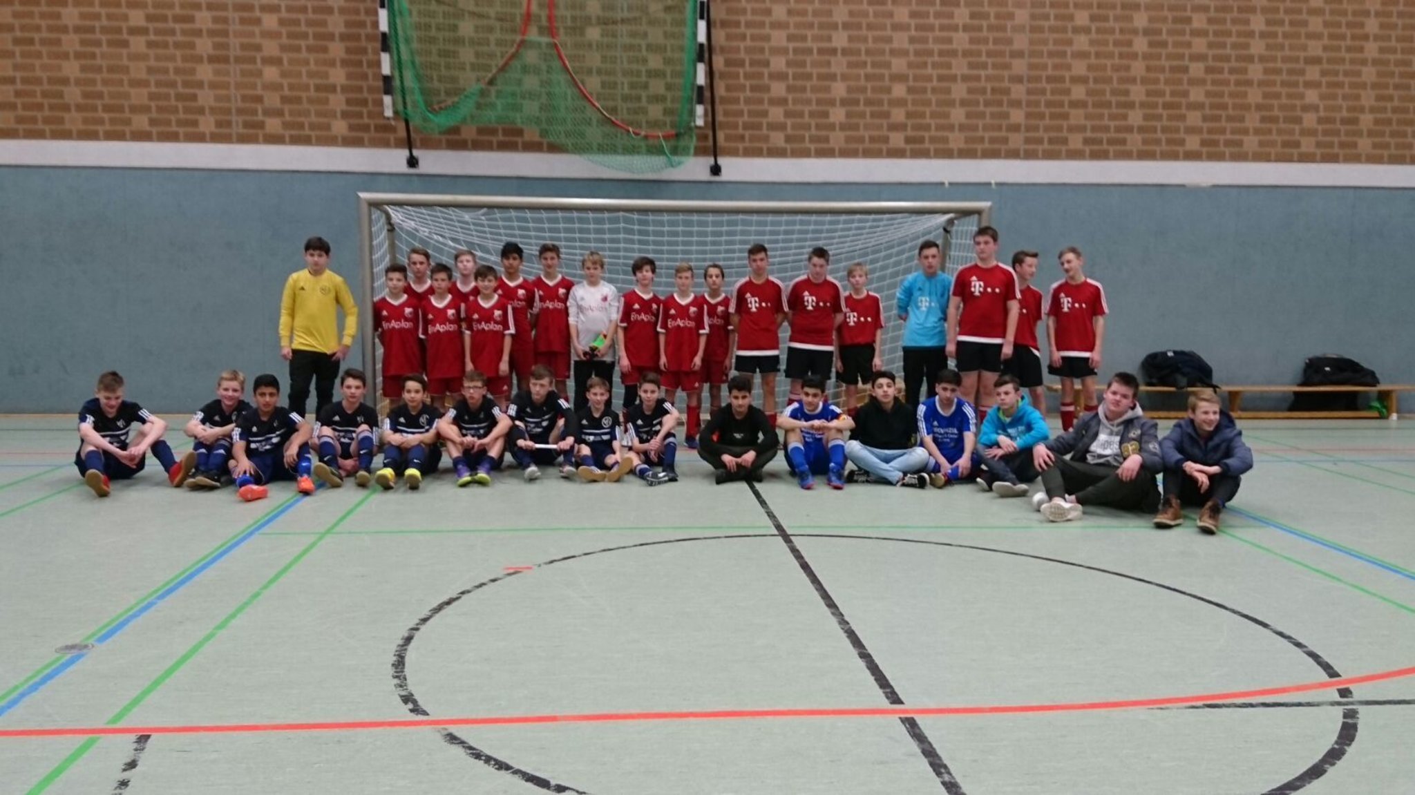 SVS U14 zeigt 2 Gesichter beim Hallenturnier in Stadtlohn - Schermbeck